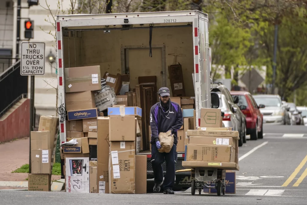 What Do FedEx Ground Tracking Numbers Start With 